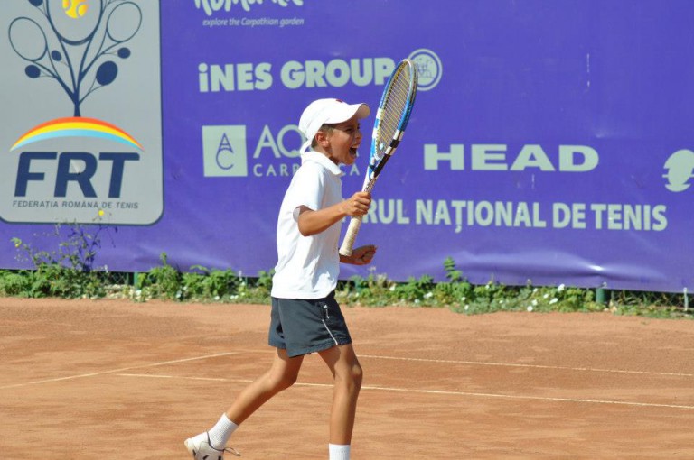 La un pas de finală! Radu Papoe a acces în careul de aşi al ...