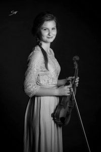 Târgoviște Underground: Ionela Preda - "Muzica e facută pentru suflet"