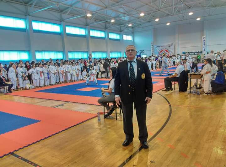 35 de medalii la Concursul National Școlar & Cupa Shorin Ryu