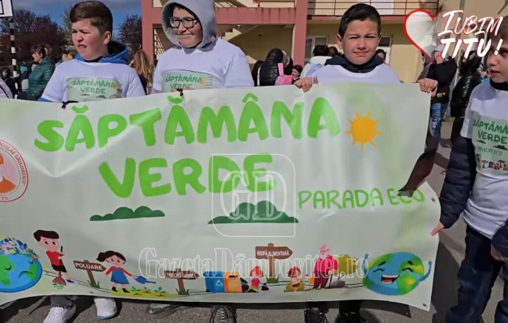 “Parada costumelor ECO” la Titu, în organizarea Școlii Gimnaziale ...